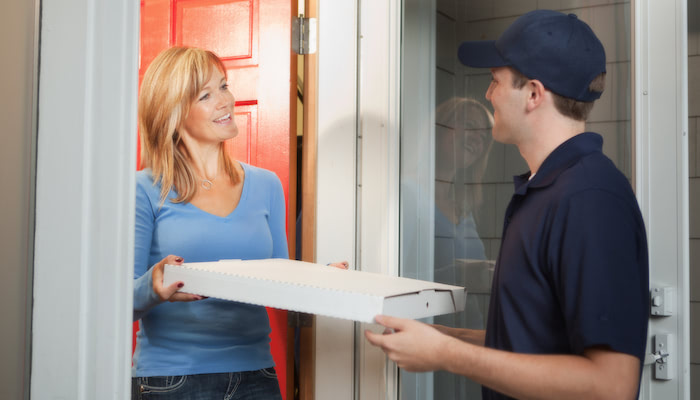 How to Deliver Pizza: 10 Tips For Optimizing Pizza Delivery